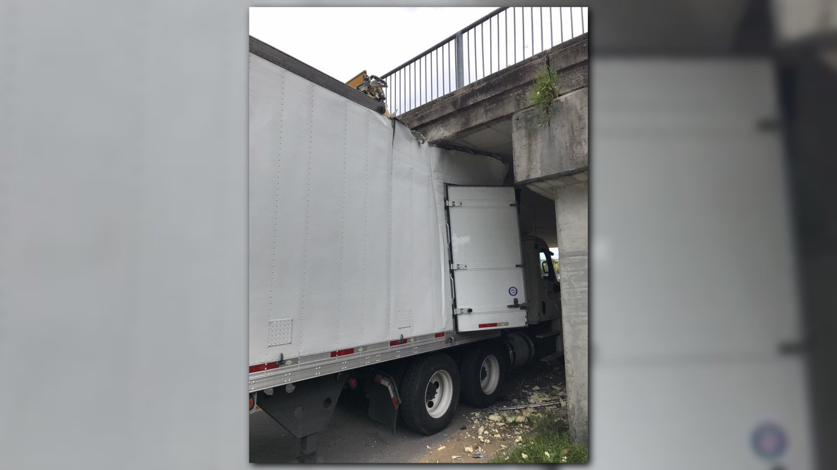 Semi truck crashes into Lake City overpass | firstcoastnews.com Semi truck crashes into Lake City overpass | firstcoastnews.com