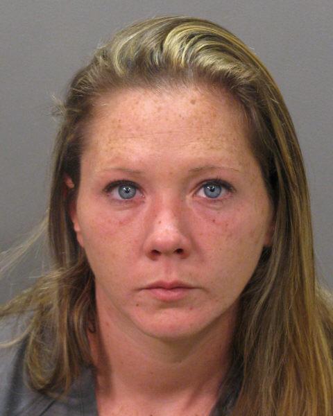 Woman wanted on fraud, forgery charges | firstcoastnews.com
