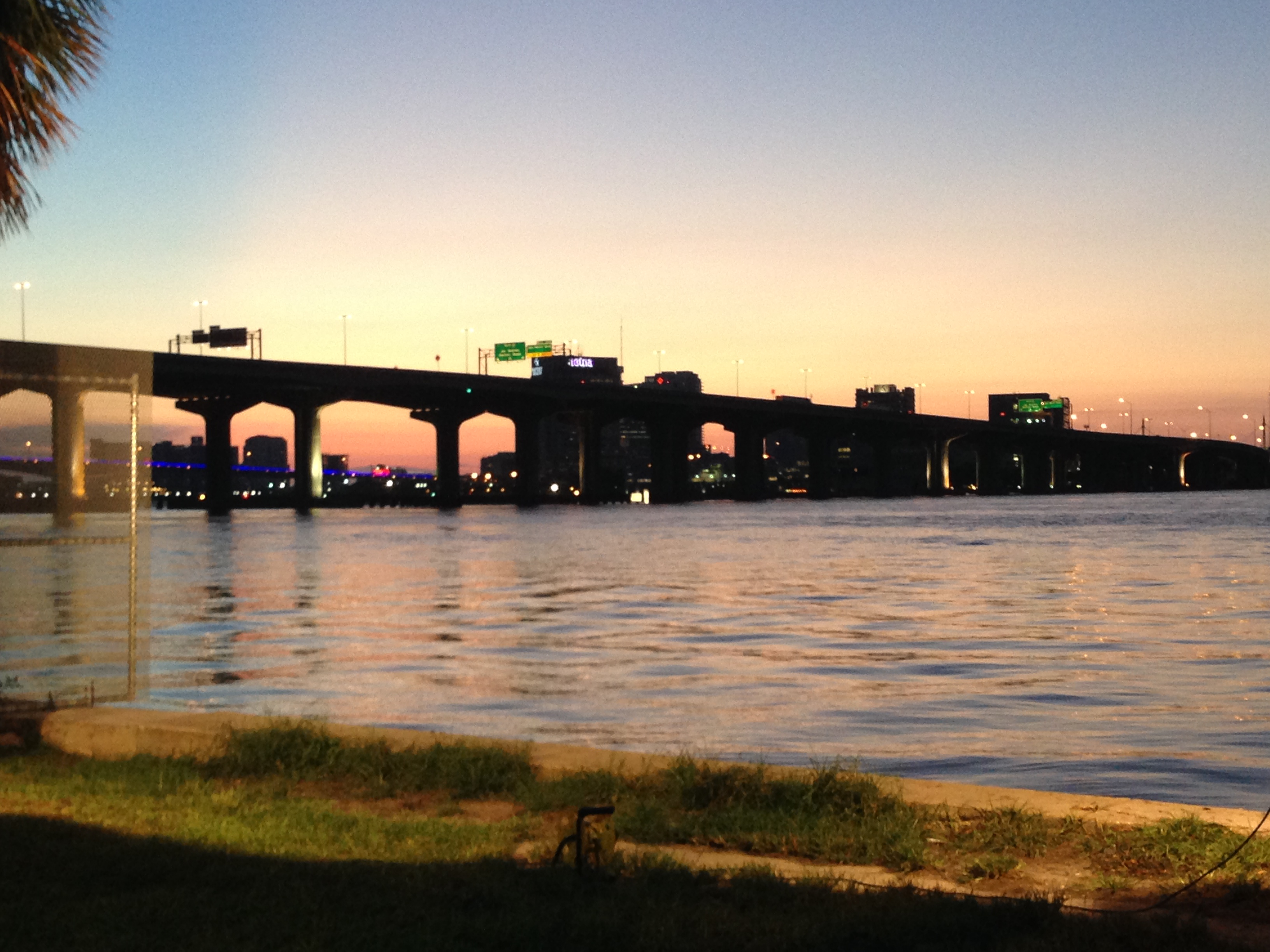 Bike-pedestrian path over the Fuller-Warren Bridge? | firstcoastnews.com