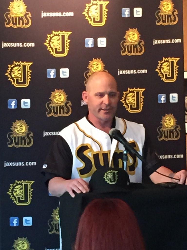 Suns officially introduce Berg as manager | firstcoastnews.com