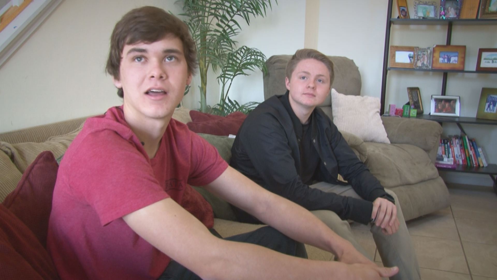 Unsuspecting teens take fugitive for a ride | firstcoastnews.com