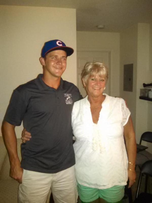 Former Osprey Donnie Dewees signs with Cubs | firstcoastnews.com