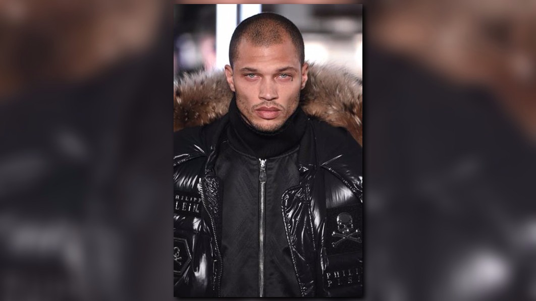 From felon to fashion: 'Hot convict' Jeremy Meeks sizzles in fashion ...