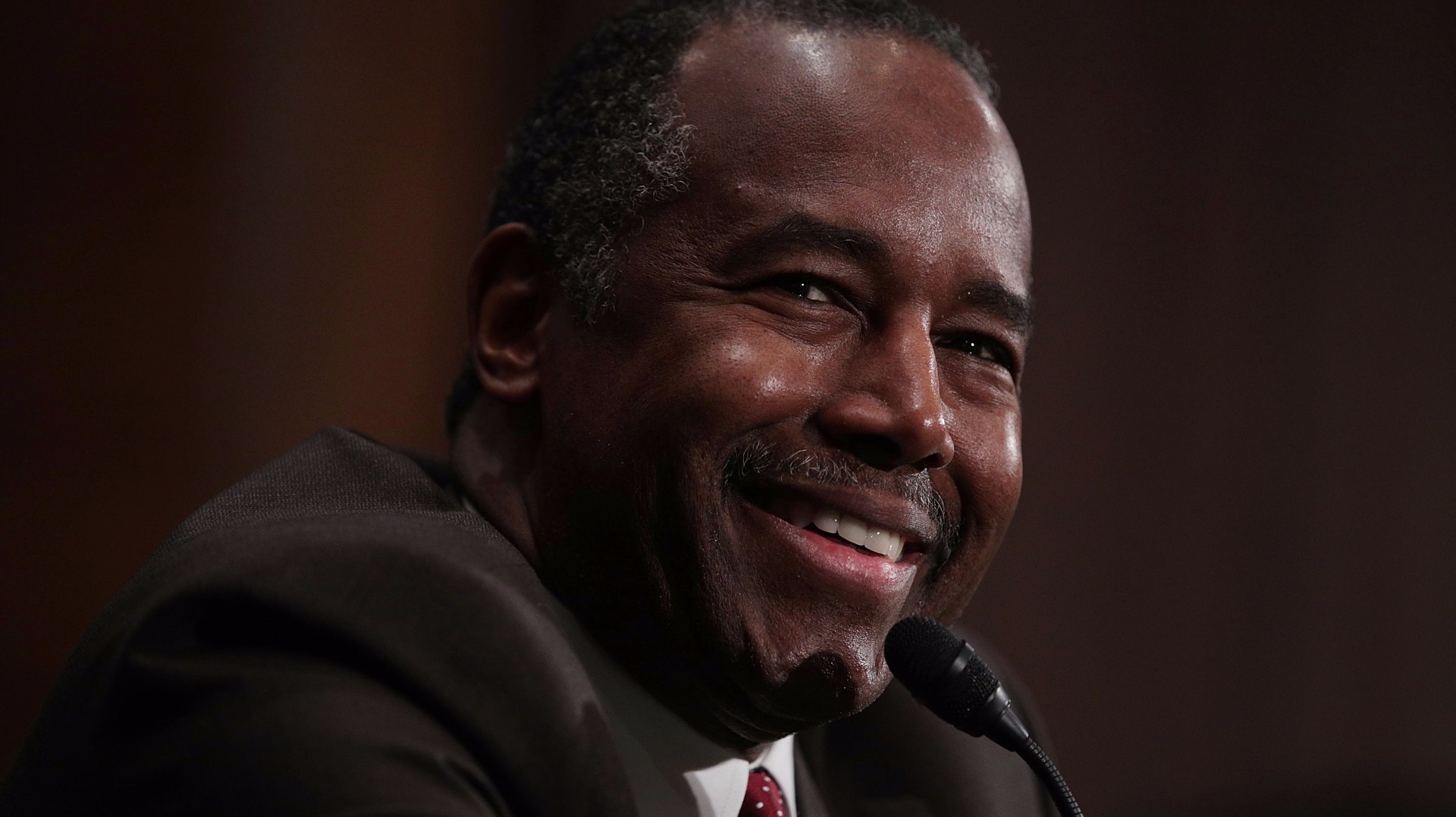 Senate confirms retired neurosurgeon Ben Carson as housing secretary ...